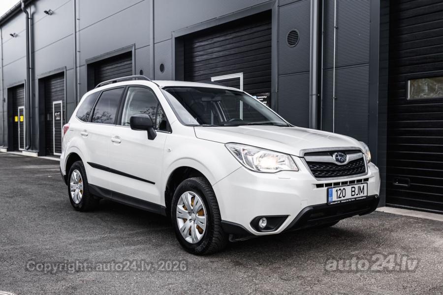 Balts Subaru Forester 2013 Tallina, ar dzinēja tilpumu 2.00 L un nobraukumu 329 tūkst. km par 6800 €, foto 3 vietnē AUTOMOTO.COM.LV
