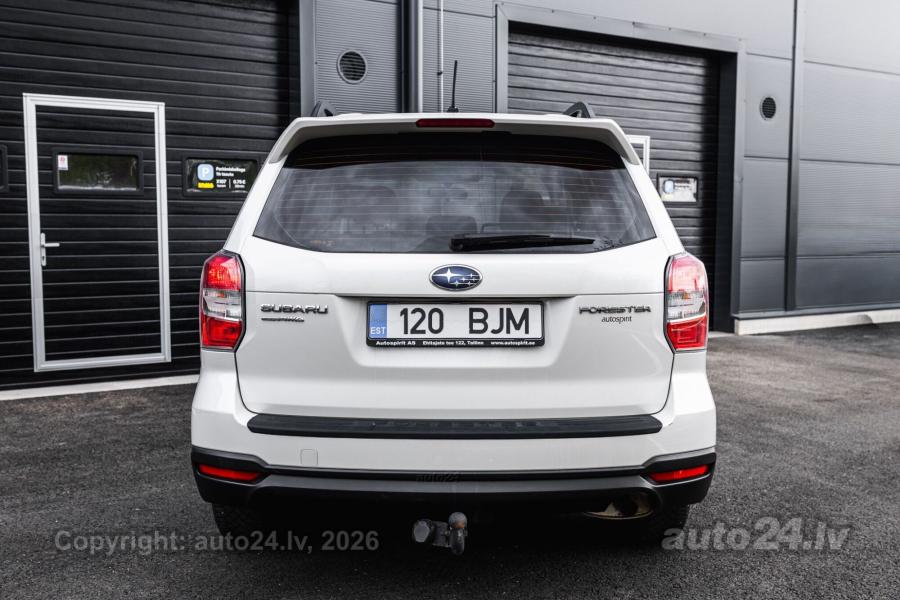 Balts Subaru Forester 2013 Tallina, ar dzinēja tilpumu 2.00 L un nobraukumu 329 tūkst. km par 6800 €, foto 9 vietnē AUTOMOTO.COM.LV