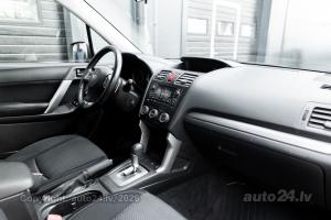 Balts Subaru Forester 2013 Tallina, ar dzinēja tilpumu 2.00 L un nobraukumu 329 tūkst. km par 6800 €, foto 13 vietnē AUTOMOTO.COM.LV