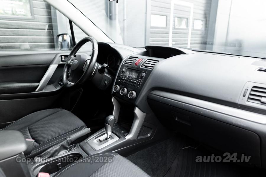 Balts Subaru Forester 2013 Tallina, ar dzinēja tilpumu 2.00 L un nobraukumu 329 tūkst. km par 6800 €, foto 13 vietnē AUTOMOTO.COM.LV
