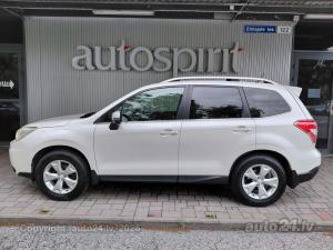 Balts Subaru Forester 2013 Tallina, ar dzinēja tilpumu 2.00 L un nobraukumu 187 tūkst. km par 9900 €, foto 3 vietnē AUTOMOTO.COM.LV