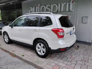 Balts Subaru Forester 2013 Tallina, ar dzinēja tilpumu 2.00 L un nobraukumu 187 tūkst. km par 9900 €, foto 4 vietnē AUTOMOTO.COM.LV