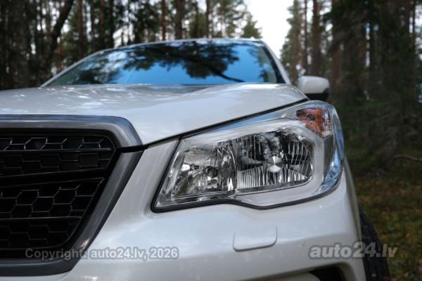 Balts Subaru Forester 2014 Tallina, ar dzinēja tilpumu 2.00 L un nobraukumu 105 tūkst. km par 16900 €, foto 3 vietnē AUTOMOTO.COM.LV
