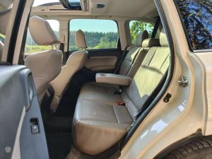 Balts Subaru Forester 2014 Viļņa, ar dzinēja tilpumu 2.50 L un nobraukumu 299 tūkst. km par 4950 €, foto 16 vietnē AUTOMOTO.COM.LV