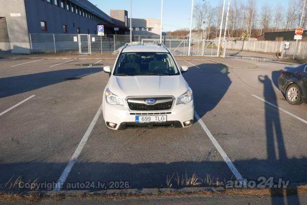 White Subaru Forester 2015 in Tallinn, with an engine capacity of 2.00 L and mileage of 293 thousand km for 5589 €, photo 4 on AUTOMOTO.COM.LV