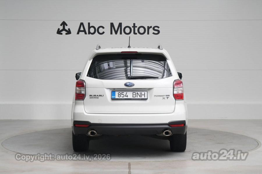 White Subaru Forester 2015 in Tallinn, with an engine capacity of 2.00 L and mileage of 130 thousand km for 11990 €, photo 6 on AUTOMOTO.COM.LV