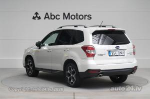 White Subaru Forester 2015 in Tallinn, with an engine capacity of 2.00 L and mileage of 130 thousand km for 11990 €, photo 7 on AUTOMOTO.COM.LV