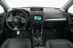 White Subaru Forester 2015 in Tallinn, with an engine capacity of 2.00 L and mileage of 130 thousand km for 11990 €, photo 9 on AUTOMOTO.COM.LV