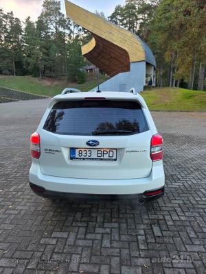White Subaru Forester 2015 in Tartu, with an engine capacity of 2.00 L and mileage of 237 thousand km for 8700 €, photo 7 on AUTOMOTO.COM.LV