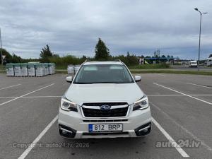 White Subaru Forester 2016 in Kuressaare, with an engine capacity of 2.00 L and mileage of 307 thousand km for 10500 €, photo 9 on AUTOMOTO.COM.LV
