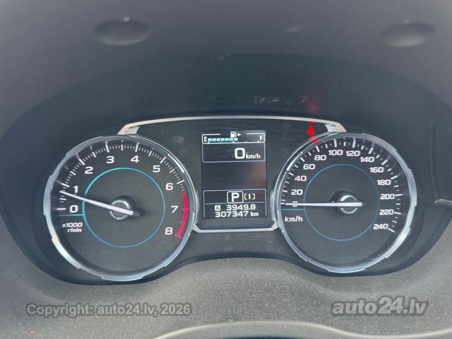 White Subaru Forester 2016 in Kuressaare, with an engine capacity of 2.00 L and mileage of 307 thousand km for 10500 €, photo 17 on AUTOMOTO.COM.LV