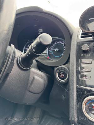 White Subaru Forester 2016 in Kuressaare, with an engine capacity of 2.00 L and mileage of 307 thousand km for 10500 €, photo 20 on AUTOMOTO.COM.LV