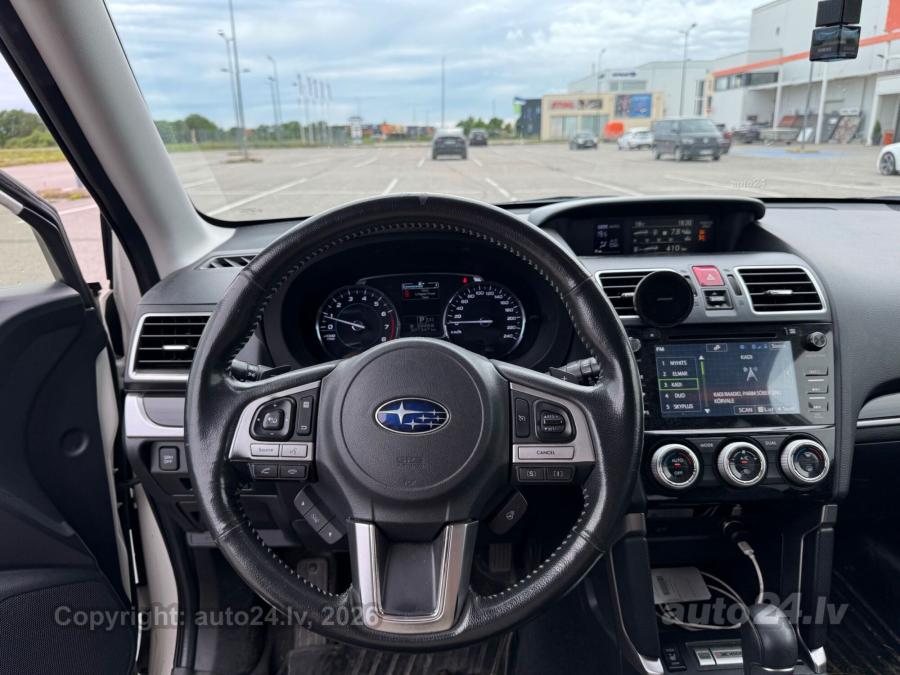 White Subaru Forester 2016 in Kuressaare, with an engine capacity of 2.00 L and mileage of 307 thousand km for 10500 €, photo 21 on AUTOMOTO.COM.LV