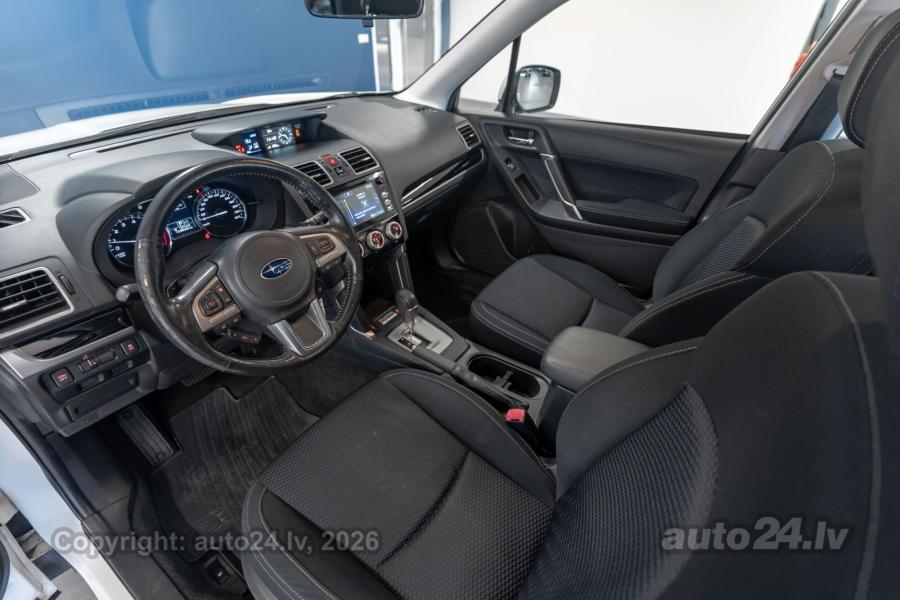 Balts Subaru Forester 2016 Tallina, ar dzinēja tilpumu 2.00 L un nobraukumu 160 tūkst. km par 13500 €, foto 6 vietnē AUTOMOTO.COM.LV