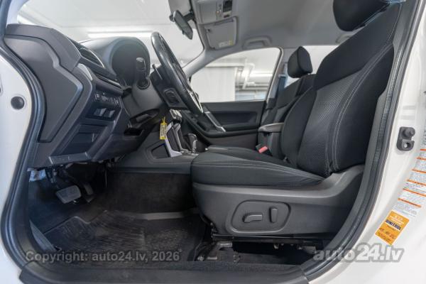 Balts Subaru Forester 2016 Tallina, ar dzinēja tilpumu 2.00 L un nobraukumu 160 tūkst. km par 13500 €, foto 7 vietnē AUTOMOTO.COM.LV