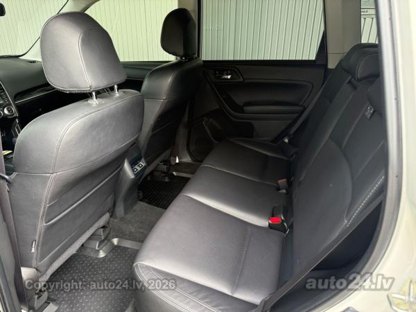 Balts Subaru Forester 2017 Tallina, ar dzinēja tilpumu 2.00 L un nobraukumu 100 tūkst. km par 16490 €, foto 7 vietnē AUTOMOTO.COM.LV