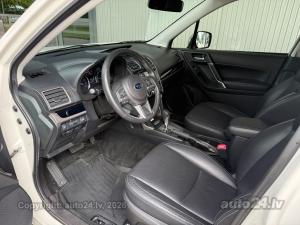 Белый Субару Форестер 2017 в Таллин, объемом двигателя 2.00 л и пробегом 100 тыс. км за 16490 €, фото 9 на AUTOMOTO.COM.LV