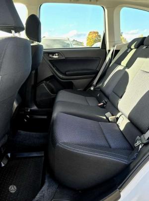 Balts Subaru Forester 2017 Tauragė, ar dzinēja tilpumu 2.00 L un nobraukumu 176 tūkst. km par 9700 €, foto 25 vietnē AUTOMOTO.COM.LV