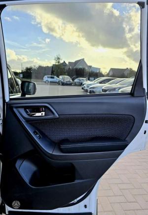 Balts Subaru Forester 2017 Tauragė, ar dzinēja tilpumu 2.00 L un nobraukumu 176 tūkst. km par 9700 €, foto 31 vietnē AUTOMOTO.COM.LV