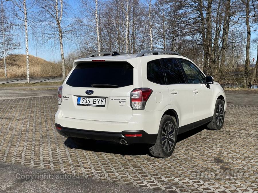 Balts Subaru Forester 2018 Tallina, ar dzinēja tilpumu 2.00 L un nobraukumu 123 tūkst. km par 18000 €, foto 4 vietnē AUTOMOTO.COM.LV