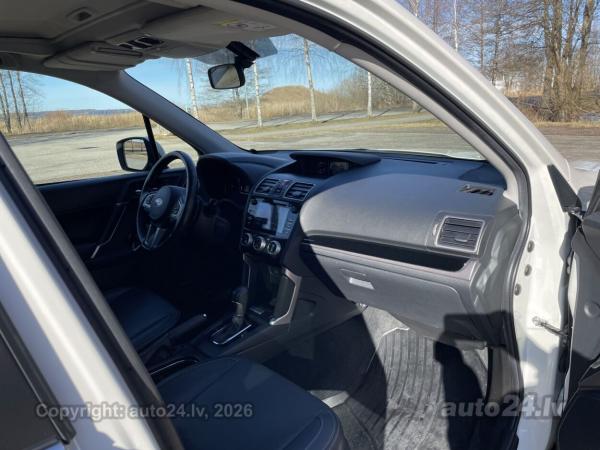 Balts Subaru Forester 2018 Tallina, ar dzinēja tilpumu 2.00 L un nobraukumu 123 tūkst. km par 18000 €, foto 7 vietnē AUTOMOTO.COM.LV