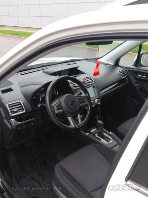 White Subaru Forester 2018 in Tartu, with an engine capacity of 2.00 L and mileage of 199 thousand km for 13500 €, photo 7 on AUTOMOTO.COM.LV