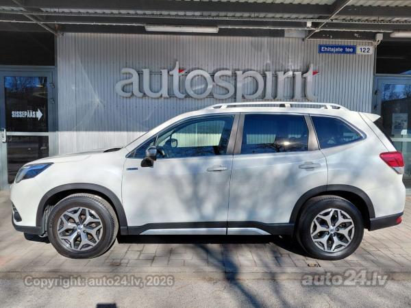 Balts Subaru Forester 2023 Tallina, ar dzinēja tilpumu 2.00 L un nobraukumu 78 tūkst. km par 25990 €, foto 2 vietnē AUTOMOTO.COM.LV