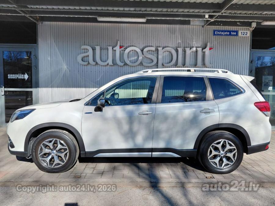 Balts Subaru Forester 2023 Tallina, ar dzinēja tilpumu 2.00 L un nobraukumu 78 tūkst. km par 25990 €, foto 2 vietnē AUTOMOTO.COM.LV
