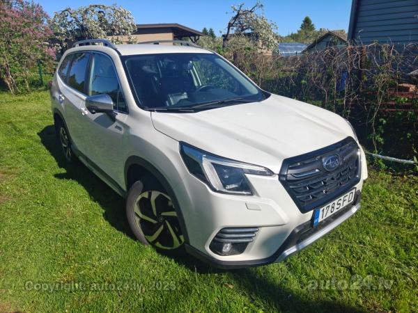 White Subaru Forester 2023 in Tallinn, with an engine capacity of 2.00 L and mileage of 40 thousand km for 38000 €, photo 1 on AUTOMOTO.COM.LV