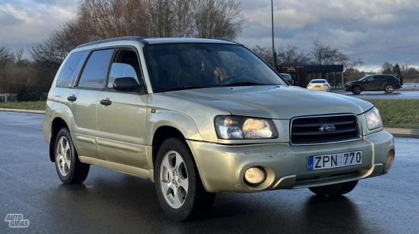 Yellow Subaru Forester 2005 in Siauliai, with an engine capacity of 2.50 L and mileage of 140 thousand km for 1750 €, photo 2 on AUTOMOTO.COM.LV