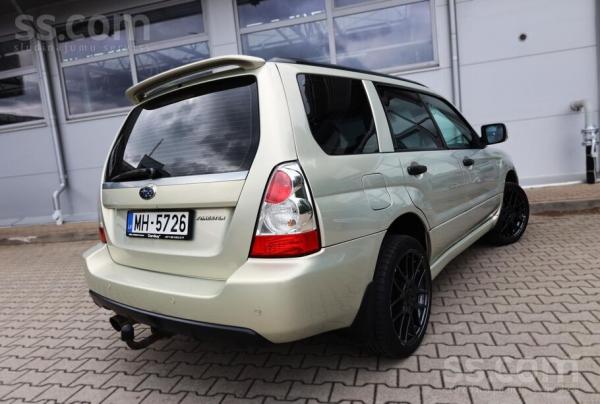 Dzeltens Subaru Forester 2006 Rīga, ar dzinēja tilpumu 2.50 L un nobraukumu 0 tūkst. km par 3995 €, foto 7 vietnē AUTOMOTO.COM.LV