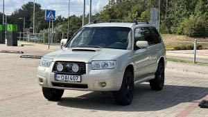 Yellow Subaru Forester 2007 in Druskininkai, with an engine capacity of 2.50 L and mileage of 328 thousand km for 4400 €, photo  on AUTOMOTO.COM.LV