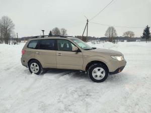 Yellow Subaru Forester 2009 in Kelme, with an engine capacity of 1.99 L and mileage of 257 thousand km for 5198 €, photo 6 on AUTOMOTO.COM.LV