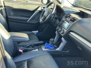 Yellow Subaru Forester 2014 in Riga, with an engine capacity of 2.00 L and mileage of 164 thousand km for 11000 €, photo 16 on AUTOMOTO.COM.LV