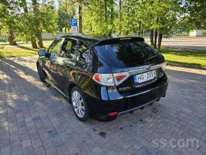 Melns Subaru Impreza 2008 Rīga, ar dzinēja tilpumu 2.00 L un nobraukumu 137 tūkst. km par 3550 €, foto 5 vietnē AUTOMOTO.COM.LV