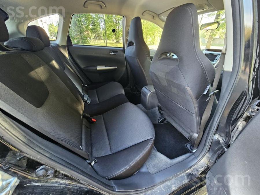 Melns Subaru Impreza 2008 Rīga, ar dzinēja tilpumu 2.00 L un nobraukumu 137 tūkst. km par 3550 €, foto 10 vietnē AUTOMOTO.COM.LV