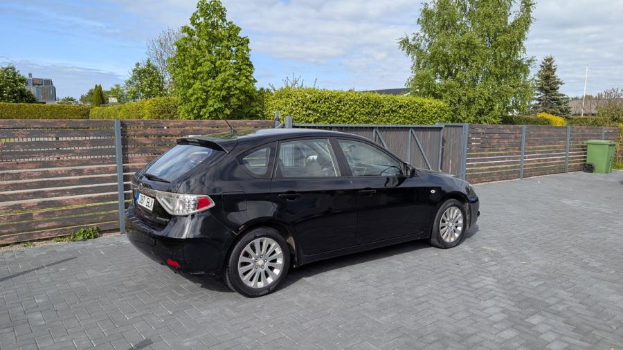 Melns Subaru Impreza 2008 Tallina, ar dzinēja tilpumu 2.00 L un nobraukumu 210 tūkst. km par 2950 €, foto 12 vietnē AUTOMOTO.COM.LV