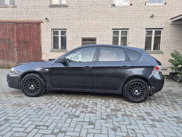 Melns Subaru Impreza 2009 Viļņa, ar dzinēja tilpumu 1.50 L un nobraukumu 230 tūkst. km par 1600 €, foto 6 vietnē AUTOMOTO.COM.LV