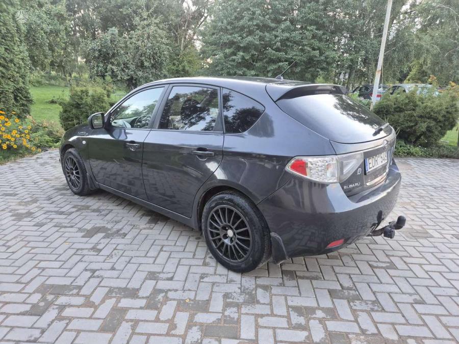 Melns Subaru Impreza 2009 Viļņa, ar dzinēja tilpumu 1.50 L un nobraukumu 230 tūkst. km par 1600 €, foto 12 vietnē AUTOMOTO.COM.LV