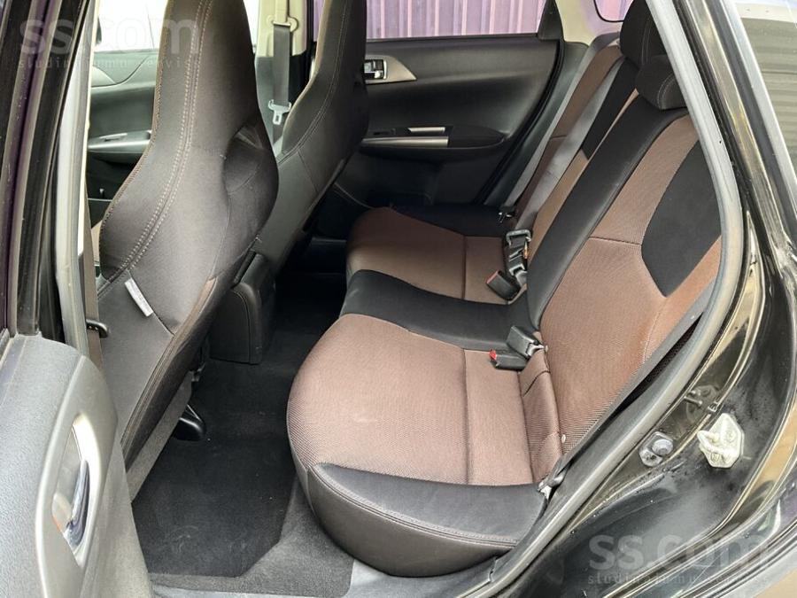 Black Subaru Impreza 2011 in Riga, with an engine capacity of 2.00 L and mileage of 170 thousand km for 4500 €, photo 9 on AUTOMOTO.COM.LV