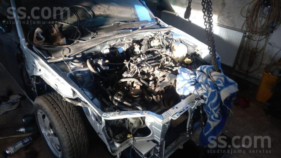Melns Subaru Impreza 2003 Talsi, ar dzinēja tilpumu 2.00 L un nobraukumu 213 tūkst. km par 2100 €, foto 10 vietnē AUTOMOTO.COM.LV