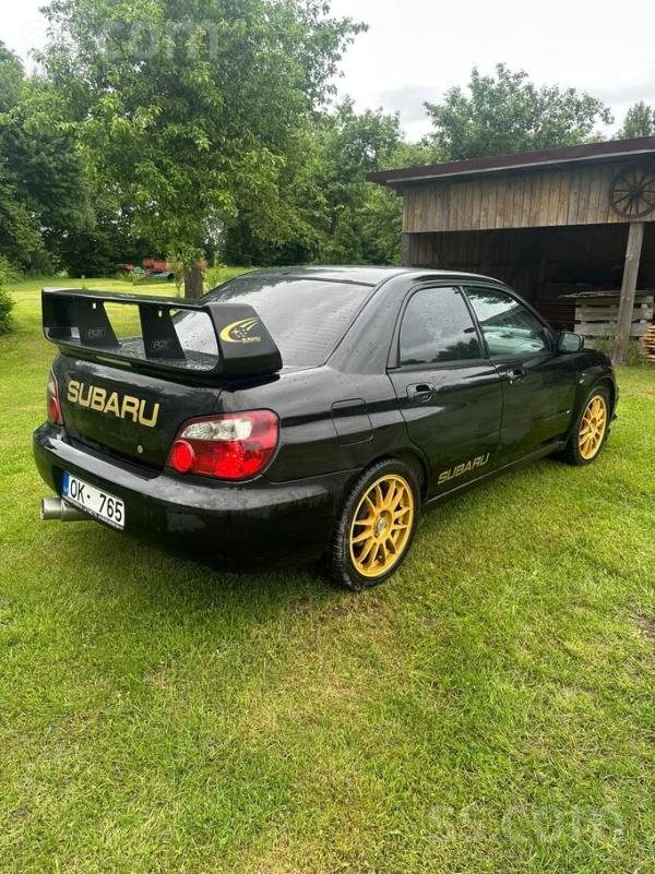 Black Subaru Impreza 2004 in Preili, with an engine capacity of 2.00 L and mileage of 281 thousand km for 8200 €, photo 8 on AUTOMOTO.COM.LV