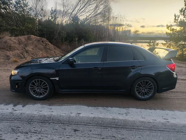 Black Subaru Impreza 2013 in Tallinn, with an engine capacity of 0.00 L and mileage of 83 thousand km for 14999 €, photo 5 on AUTOMOTO.COM.LV