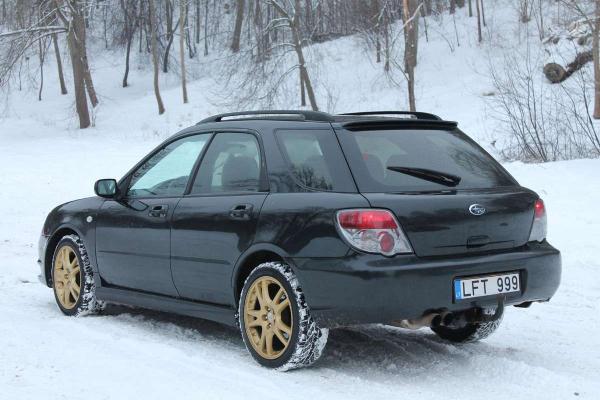 Melns Subaru Impreza 2005 Viļņa, ar dzinēja tilpumu 1.99 L un nobraukumu 330 tūkst. km par 2800 €, foto 9 vietnē AUTOMOTO.COM.LV