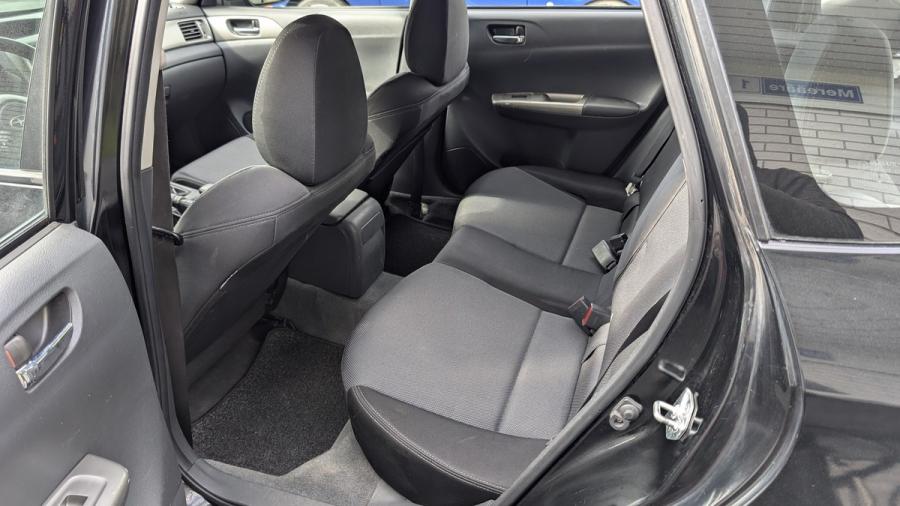 Melns Subaru Impreza 2008 Tallina, ar dzinēja tilpumu 2.00 L un nobraukumu 209 tūkst. km par 2850 €, foto 13 vietnē AUTOMOTO.COM.LV