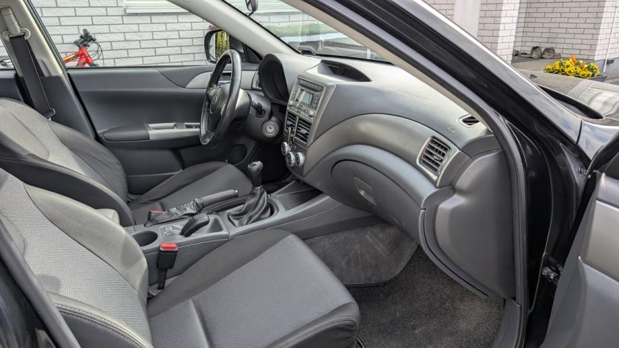 Melns Subaru Impreza 2008 Tallina, ar dzinēja tilpumu 2.00 L un nobraukumu 209 tūkst. km par 2850 €, foto 14 vietnē AUTOMOTO.COM.LV