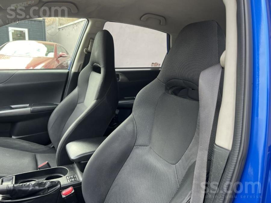 Zils Subaru Impreza 2010 Rīga, ar dzinēja tilpumu 2.00 L un nobraukumu 282 tūkst. km par 2390 €, foto 9 vietnē AUTOMOTO.COM.LV