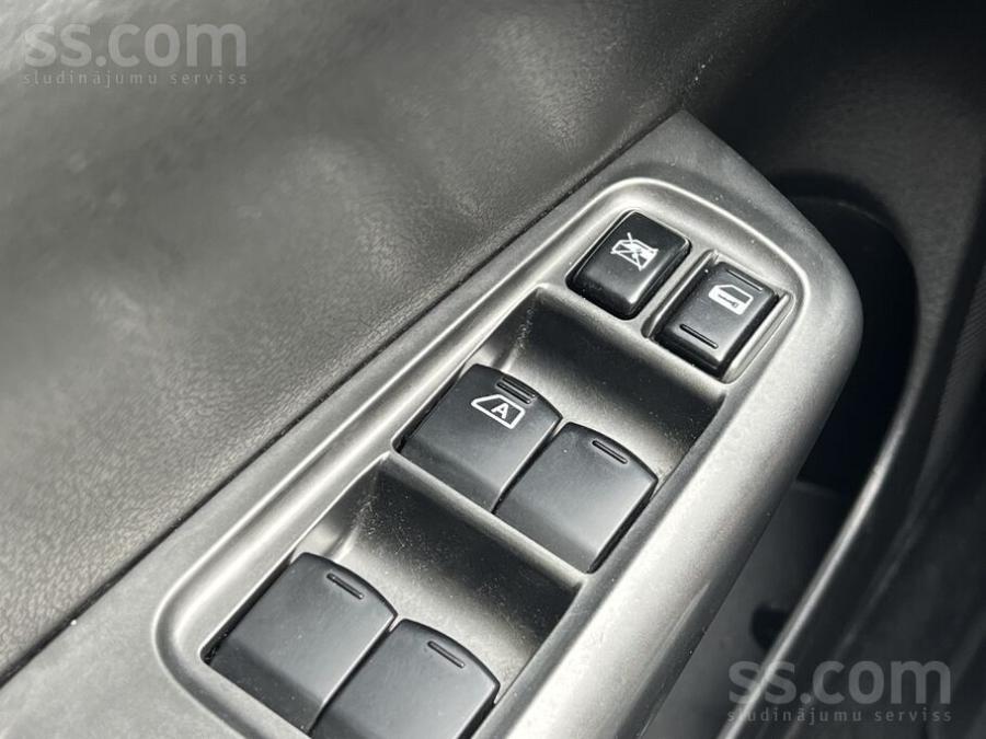 Zils Subaru Impreza 2010 Rīga, ar dzinēja tilpumu 2.00 L un nobraukumu 282 tūkst. km par 2390 €, foto 13 vietnē AUTOMOTO.COM.LV