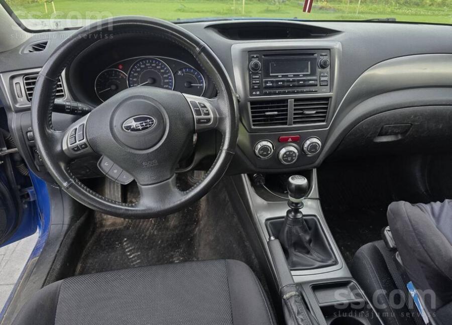 Blue Subaru Impreza 2011 in Riga, with an engine capacity of 2.00 L and mileage of 313 thousand km for 2800 €, photo 8 on AUTOMOTO.COM.LV