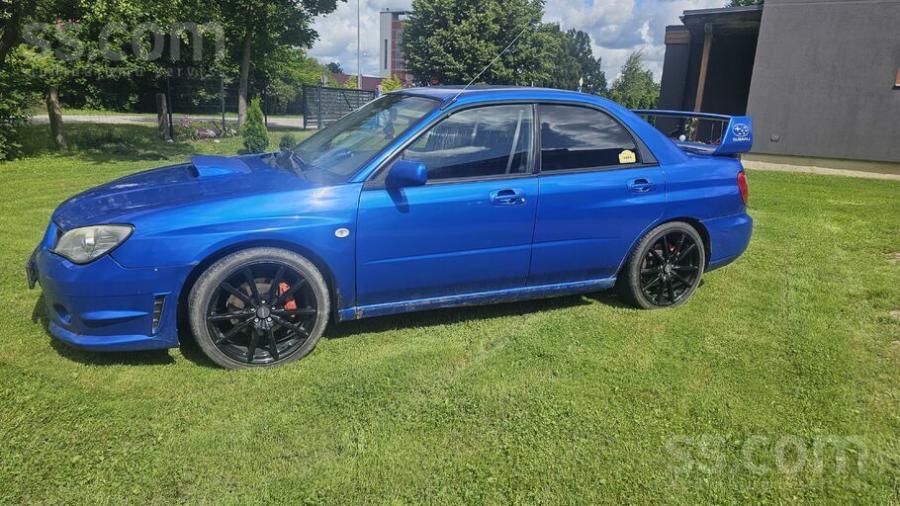 Zils Subaru Impreza 2001 Valmiera, ar dzinēja tilpumu 2.00 L un nobraukumu 247 tūkst. km par 7500 €, foto 1 vietnē AUTOMOTO.COM.LV